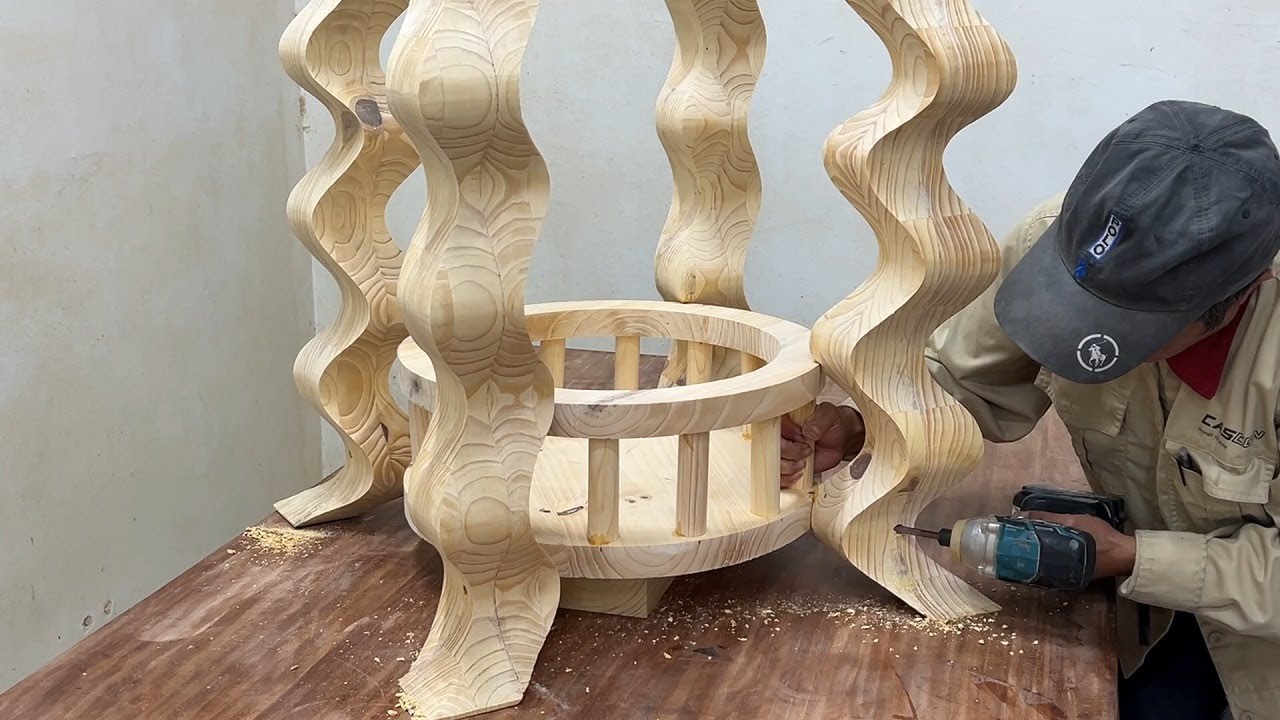 Superlative Woodworking Skills Of Carpenter Have Hands Ingenious - Idea ...